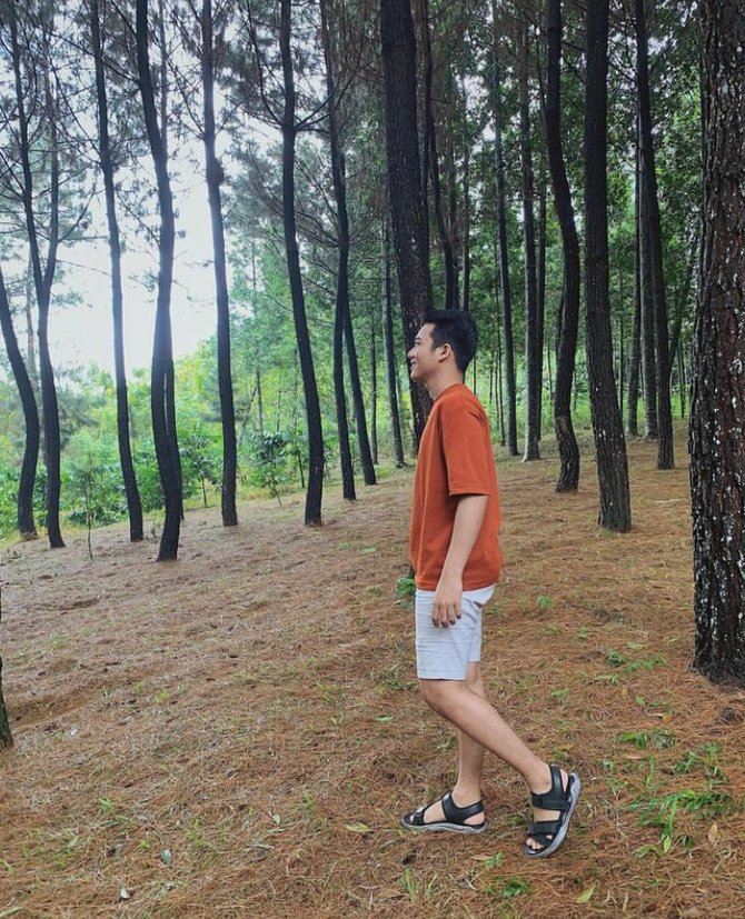 Main di Pintu Berkah, Begini Gaya Defri DA yang Selalu Tampil Stylish ...