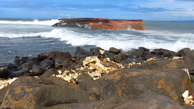 Polisi Sebut Kapal Karam di Garut Masih Misterius, Terbawa Gelombang dari Cianjur | merdeka.com