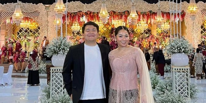 Jarang Tersorot, Intip Potret Gaby Bunga Pacar Teuku Ryzki Eks Coboy Junior | merdeka.com