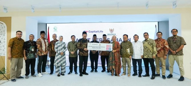 PT Capital Life Syariah Salurkan Zakat Perusahaan Senilai Rp552 Juta ...