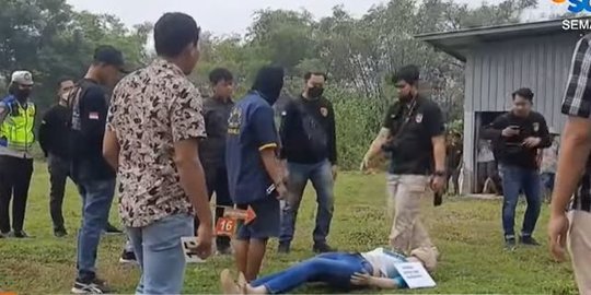 Fakta Terbaru Pembunuhan Siswi SMP di Sukoharjo, Rekonstruksi Berlangsung Panas | merdeka.com