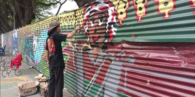 Seniman Mural Kreasikan Karya di Lapangan Merdeka Medan, Bentuk ...