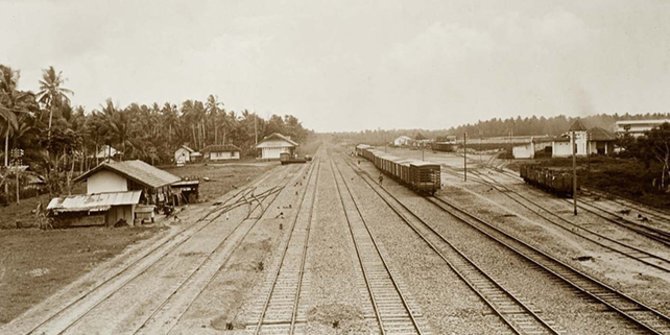 Dibangun Sejak Pertengahan Abad 19, Intip Sejarah Kereta Api di Sumatra ...