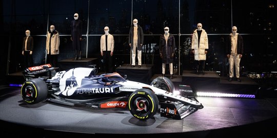 Tim F1 Scuderia AlphaTauri Masih Andalkan Mesin Honda | merdeka.com