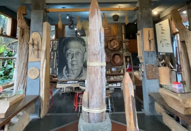 Mengunjungi Studio Rosid, Rumah Seni di Kota Bandung dengan Suasana ...