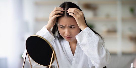 Mencabut Rambut Uban Dapat Membuatnya Lebih Banyak, Mitos atau Fakta ...