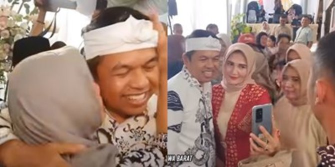 Ke Undangan Pernikahan, Dedi Mulyadi Dikerubuti Emak-emak Sampai Dicium Pipinya | merdeka.com