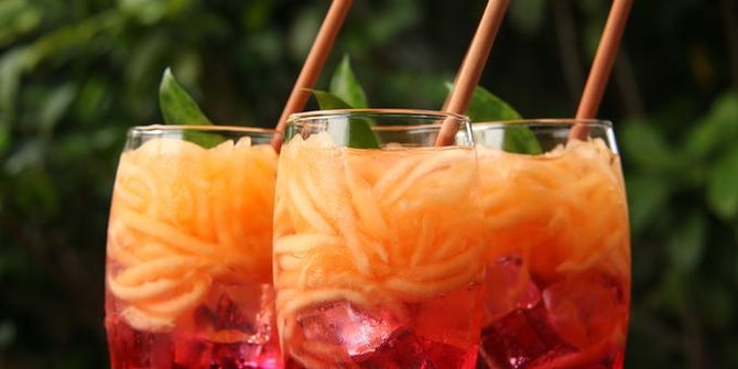 6 Resep Es Blewah Melon yang Manis dan Segar, Praktis Sesuai Selera ...