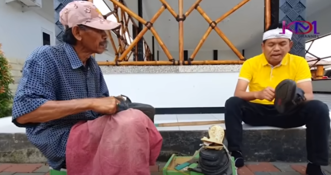 Dikenal Tajir, Dedi Mulyadi Ngesol Sepatu di Pinggir Jalan Karena Sepatunya Jebol Halaman 4 ...