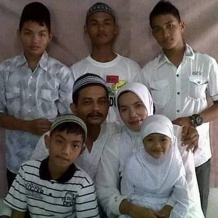 Semua Anak Pria di Keluarga ini TNI-Polri, ini Potretnya Berseragam Bersama Ayah Ibu | merdeka.com