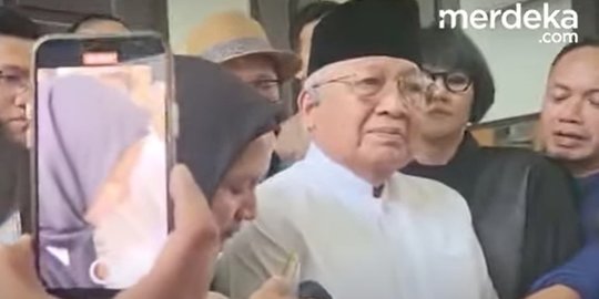 VIDEO: Saat Ayah Arif Rachman Sujud Syukur Dengar Vonis Anak 10 Bulan Penjara | merdeka.com