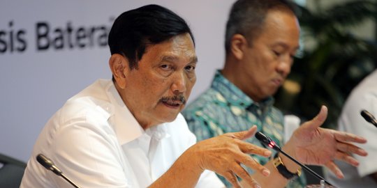 Beda Perintah Menko Luhut dan Erick Thohir soal Relokasi Pertamina ... Beda Perintah Menko Luhut dan Erick Thohir soal Relokasi Pertamina ...