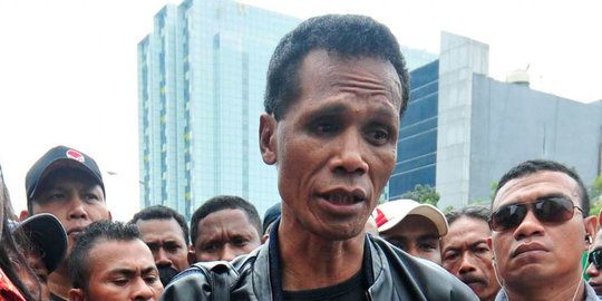 Mengingat Kembali Sepak Terjang 'Preman Tobat' Rosario De Marshall alias Hercules | merdeka.com