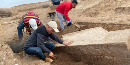 Kuil Pemujaan Dewa Zeus Pernah Berdiri Megah di Mesir, Ini Buktinya ...