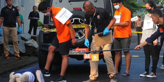 Adegan Lengkap Rekonstruksi Penganiayaan Mario Dandy Pada David Latumahina | merdeka.com