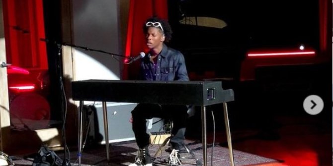 Lirik Lagu D4vd - Worthless | merdeka.com