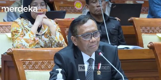 LIVE STREAMING: Panas Rapat Komisi III DPR dan Mahfud Soal Rp349 T Kemenkeu