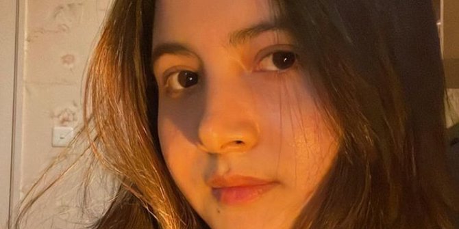 Potret Bulan Sutena, Selebgram Cantik yang Dikabarkan Dekat dengan El ...