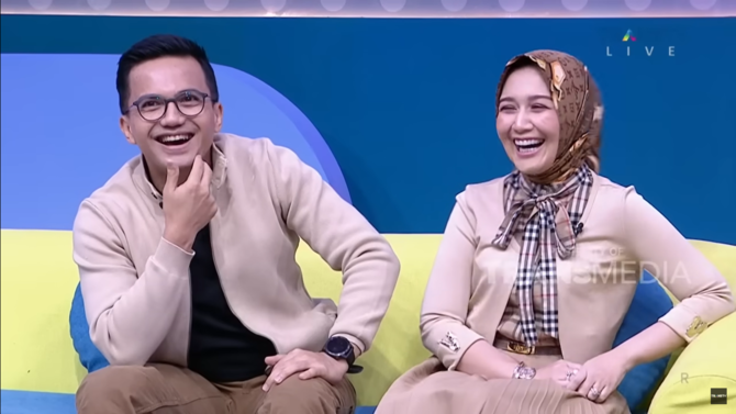 Asal Mulanya Sahrul Gunawan Ketemu dengan Dine Mutiara, Ivan 'Malu-malu Gitu Mukanya' | merdeka.com