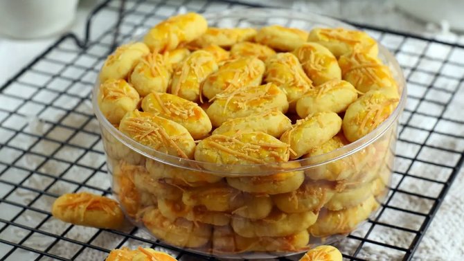 Resep Kastengel 1 Kg Gurih dan Empuk, Mudah Dipraktikkan | merdeka.com