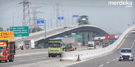 CEK LOKASI: Strategi Pemerintah Urai Macet Tol Trans Jawa saat Mudik Lebaran 2023 | merdeka.com
