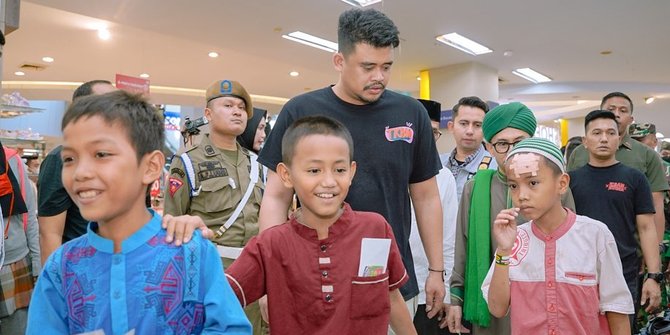 Penuh Kebahagiaan, Potret Bobby Nasution Ajak Anak Yatim Dhuafa Beli ...