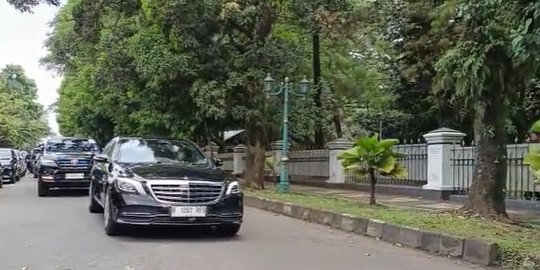 Presiden Jokowi Tiba Di Istana Batu Tulis Jelang Pdip Umumkan Ganjar