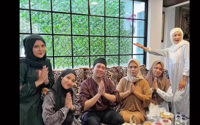 Gaya Pemain 'Takdir Cinta yang Kupilih' saat Lebaran, Tampil Beda ...