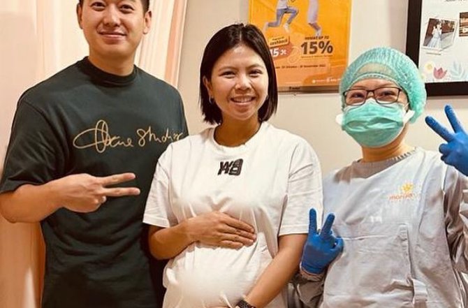 Resmi Jadi Ibu, Ini Perjalanan Kehamilan Greysia Polii yang Sempat Tunda Momongan | merdeka.com