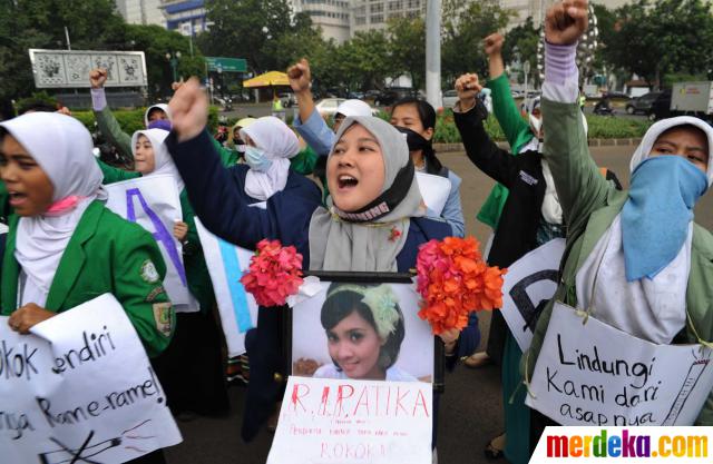 Foto : Mahasiswa desak pemerintah sahkan RPP tembakau | merdeka.com Foto : Mahasiswa desak pemerintah sahkan RPP tembakau | merdeka.com