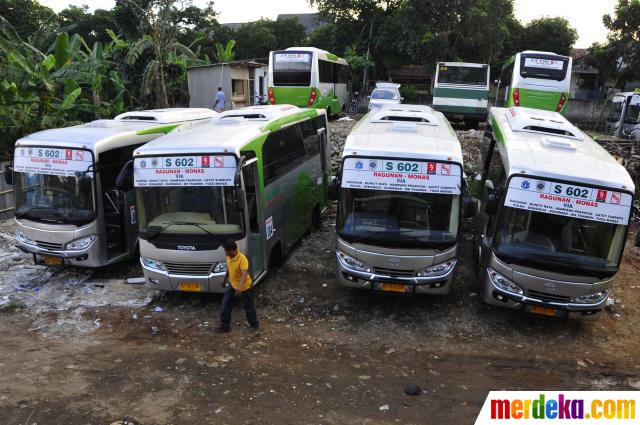 Foto : Bus Kopaja S602 Ragunan-Monas besok resmi mengaspal | merdeka.com