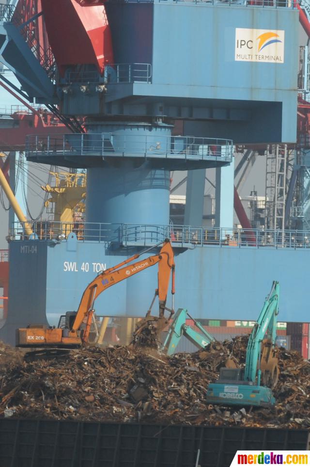 Foto : Limbah besi tua di Tanjung Priok ancam kesehatan manusia ...