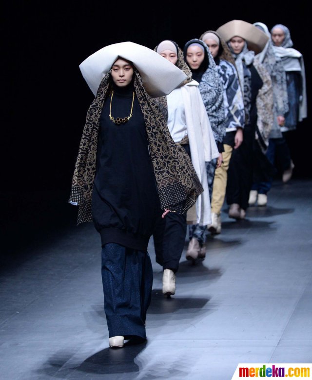 Foto : Kreasi busana muslim anak bangsa meriahkan Tokyo Fashion Week ...