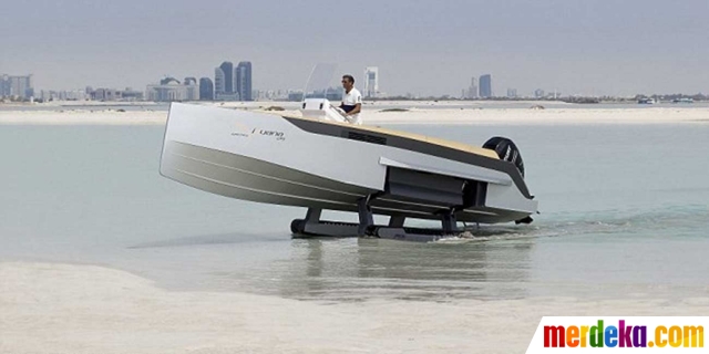 Foto : 'Iguana 29', kapal amfibi pertama dunia yang bisa jadi 'tank ...