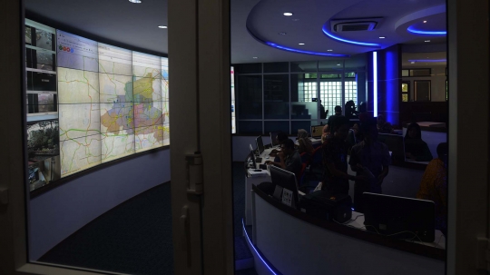 Mengintip aktivitas ruang monitor pelayanan public Kota Tangerang