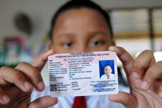 Cara Cek Kartu Identitas Anak
