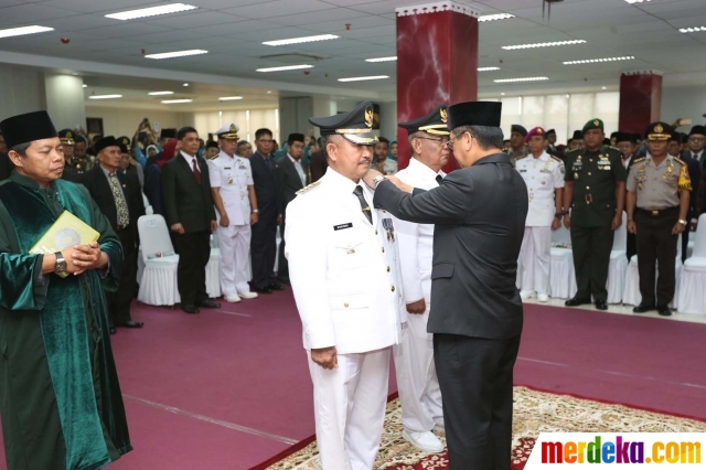 Foto : Khairul-Effendhi Resmi Jabat Wali Kota dan Wakil Wali Kota Tarakan | merdeka.com