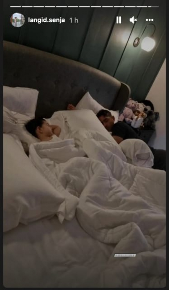 Rumah Impian Arya Saloka Bergaya Farmhouse Sudah Beres Renovasi, Ini 5 Potretnya