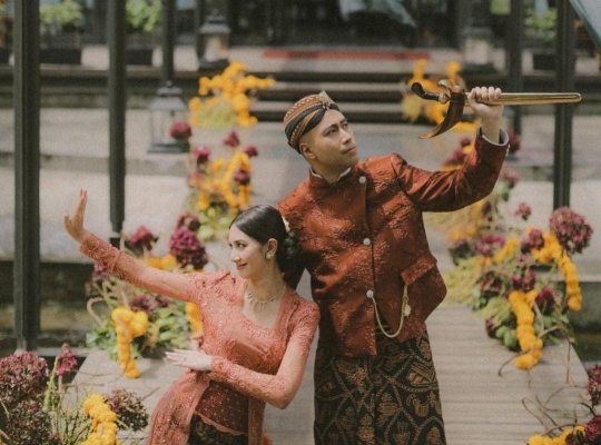 Potret Lamaran Vidi Aldiano dan Sheila Dara, Selangkah Lagi Menuju ...