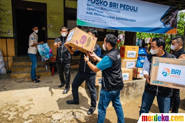 Foto : Satuan Tugas Bencana BRI 'Tim Elang' Bangun Posko Tanggap Bencana Gempa Pasaman Barat ...