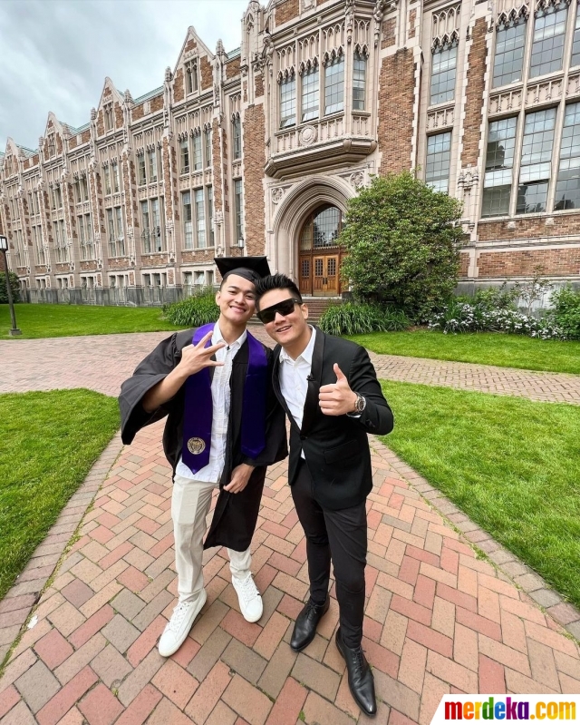 Foto : 6 Potret Mario Adik Boy William Wisuda di Amerika, Penampilannya ...