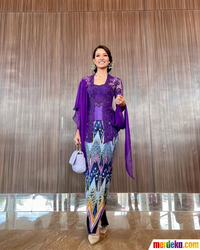 Foto : Deretan Foto Duma Riris Istri Penyanyi Judika Pakai Kebaya ...