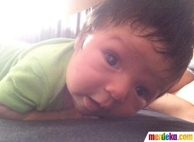 Foto : Sudah Jago Momong Adik, Intip Transformasi El Barack yang Kini ...