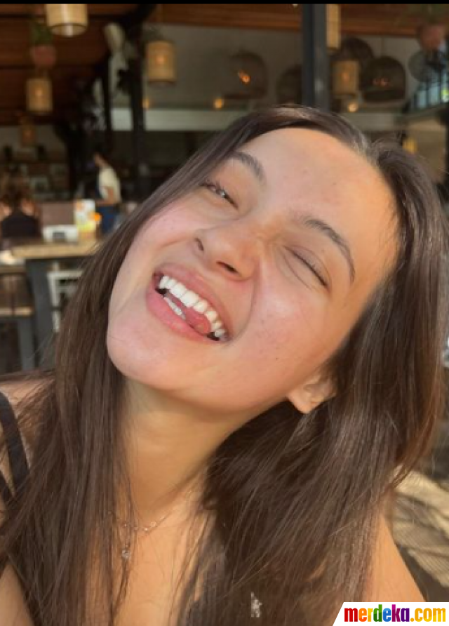 Foto : Selalu Tampil Memesona, Intip Potret Megan Domani Tetap Cantik ...