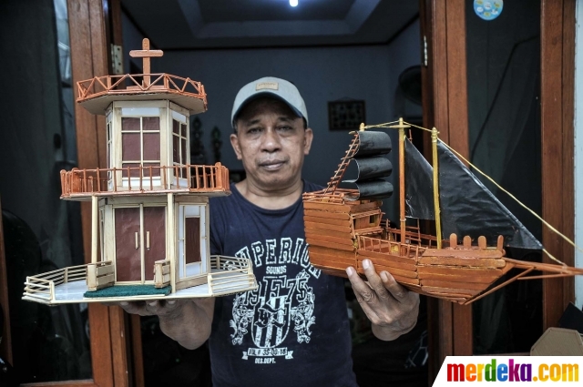 Foto : Menyulap Barang Bekas Jadi Kerajinan Miniatur Bernilai Ekonomis | merdeka.com