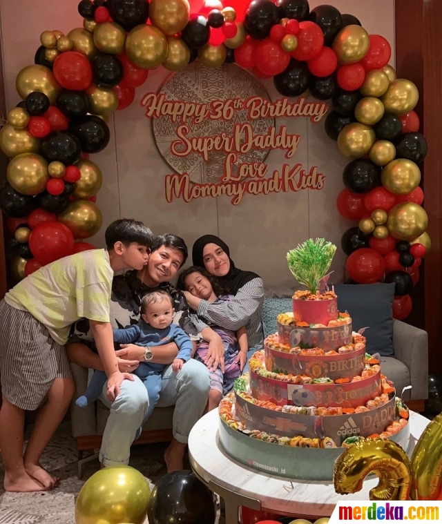 Foto : Sonny Septian Ultah ke-36, Ini Kejutan Istimewa dari Fairus A ...