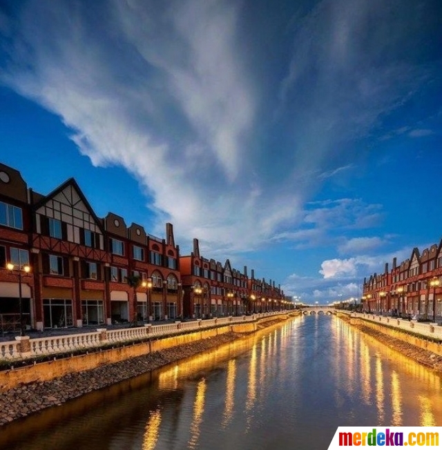 Foto : Jadi Perbincangan, Ini Potret Cantik La Riviera PIK 2 yang ...