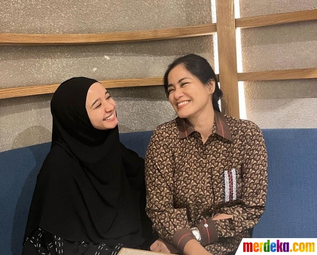 Foto : Momen Kebersamaan Laudya Cynthia Bella dan Titi Kamal yang Dipuji Bikin Hati Adem ...