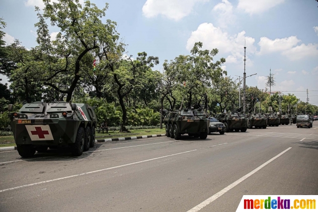 Foto : Melihat Alutsista TNI Dipajang di Kawasan Istana Merdeka ...