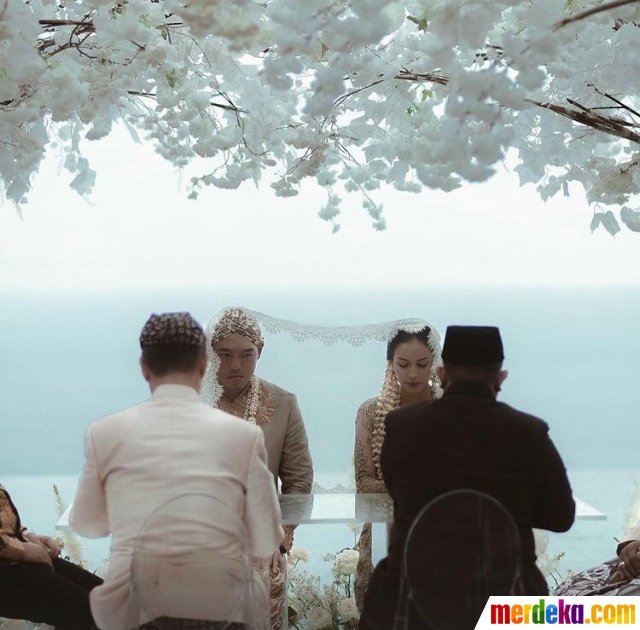 Foto : Penuh Kebahagiaan, Intip Potret Pernikahan Estelle Linden dan Pang Xue Kai | merdeka.com